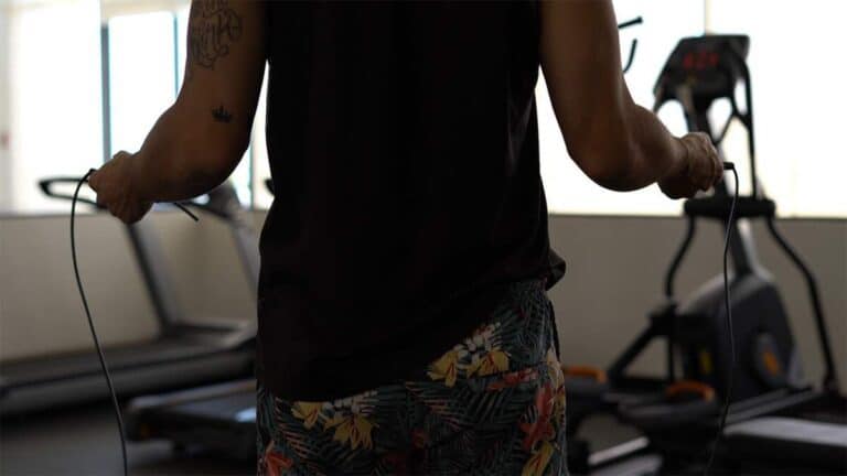 How to Jump Rope (Learn in 30 Min, w/ This Simple, Illustrated Guide ...